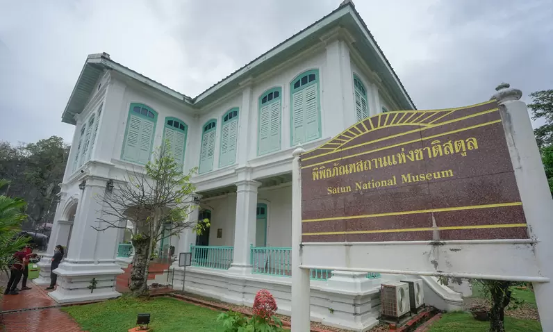 18 amazing places to visit in Satun - LeftFreely